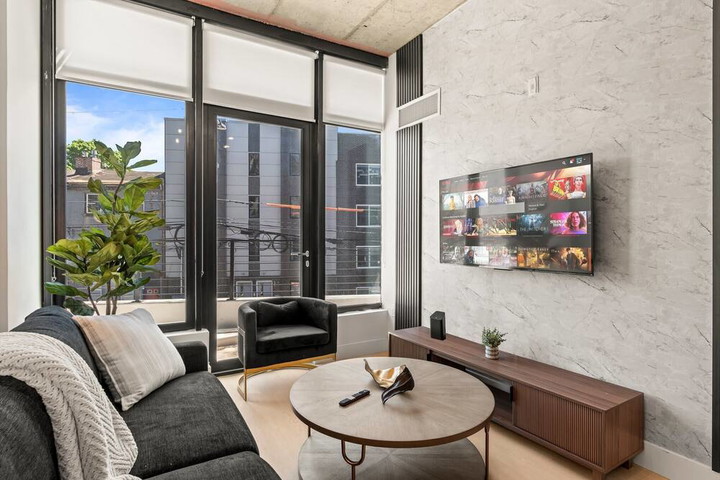 Nolibs Nook | Trendy 1br Retreat For Group Of 4 - Camden, NJ