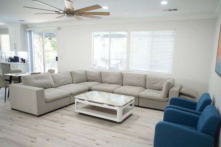 New 5br Pool House Near Sequoia W/ Bbq / 3700sqft - Visalia, CA