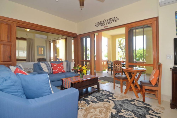 2br 312: Sleeps 6, Soaking Tub, First Floor - Placencia