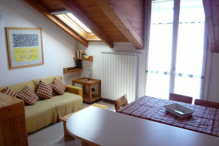 Lovely One-bedroom Apartment Very Central, Facing Waterfront Promenade 5 Minutes Beaches - Diano Marina