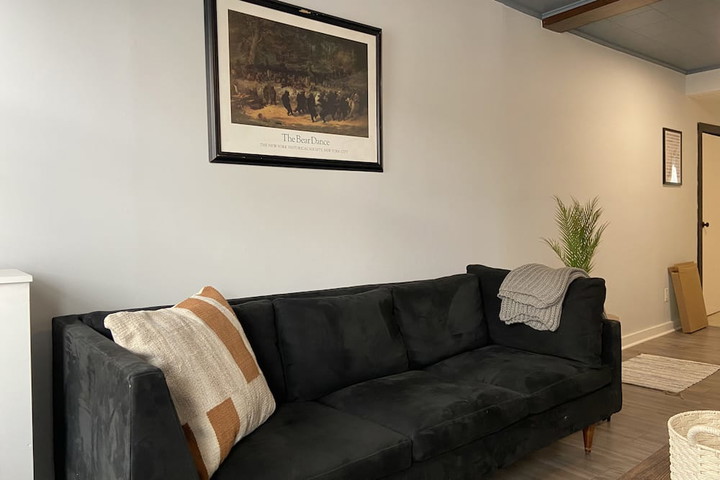 Lighthouse Walk - Full Floor Suite In The Heart Of Downtown - Saugerties, NY