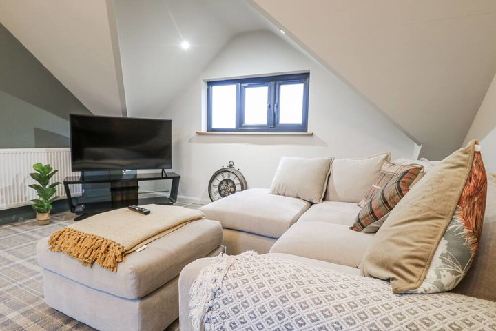 The Walnut Room - Windmill Country Retreats In Melton Mowbray - Rutland