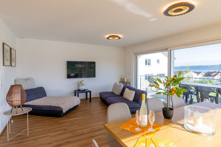 Ferienhaus Aura Obergeschoß Mit Seesicht, Alpenblick, Balkone, Garten Und Wi-fi - Bodman-Ludwigshafen