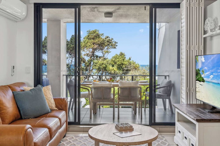 Seaward - By The Beach At Cotton Tree - Buderim