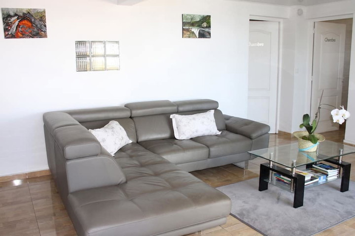 Homerez - Villa Charmante à Le Tampon Avec Piscine Privée - Saint-Pierre