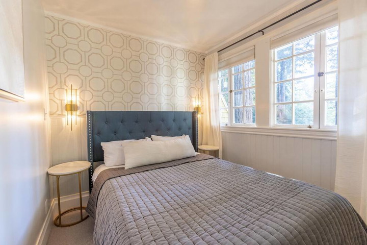 Boho Manor Resort - Room 28 - Occidental, CA
