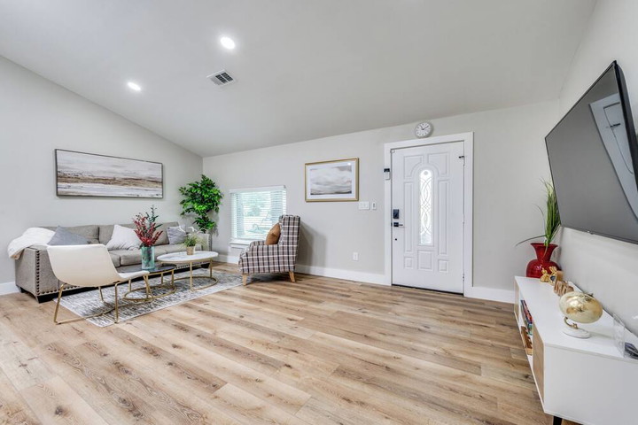 Luxurious Home In Irving Tx W/ Hot Tub - Carrollton, TX