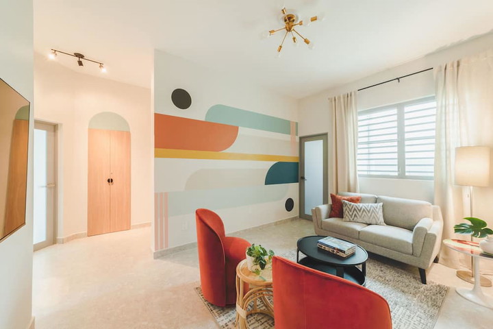 2 Stylish Remodeled Units - Generator - Near Placita - 6 Ensuite Bathrooms - San Juan