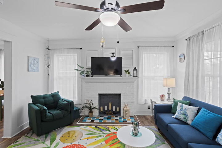 Magnolia Beach Cottage - Gulfport, MS