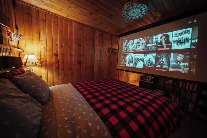 Kautz Suite At Ashford Lodge - Hot Tub And Projector, Near Mt. Rainier! - Ashford, WA