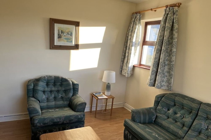 Cottage In A Beautiful Setting Overlooking Galway Bay - Clare County