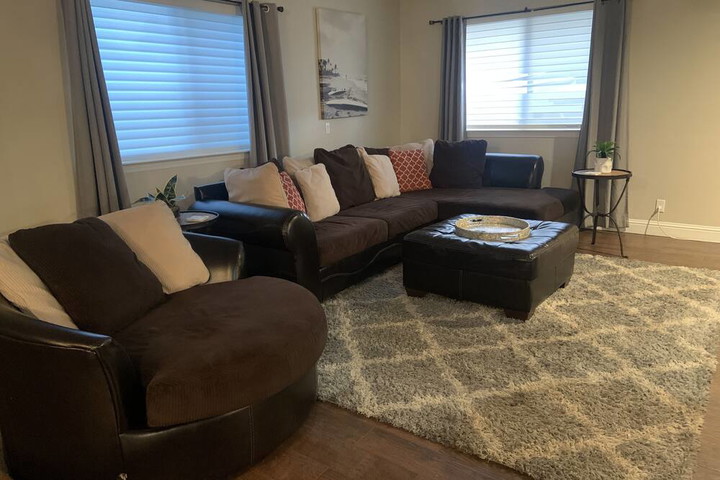Beautiful Home Located In The Central Coast!! Minutes From The Beach & Wineries! - Santa Maria, CA