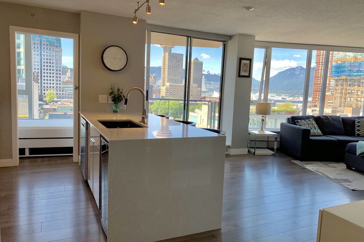 Amazing Views, Dt, Free Parking - Vancouver