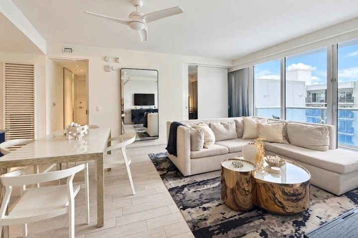 W Residences - Beachfront 2 Bedroom Oasis - Fort Lauderdale, FL