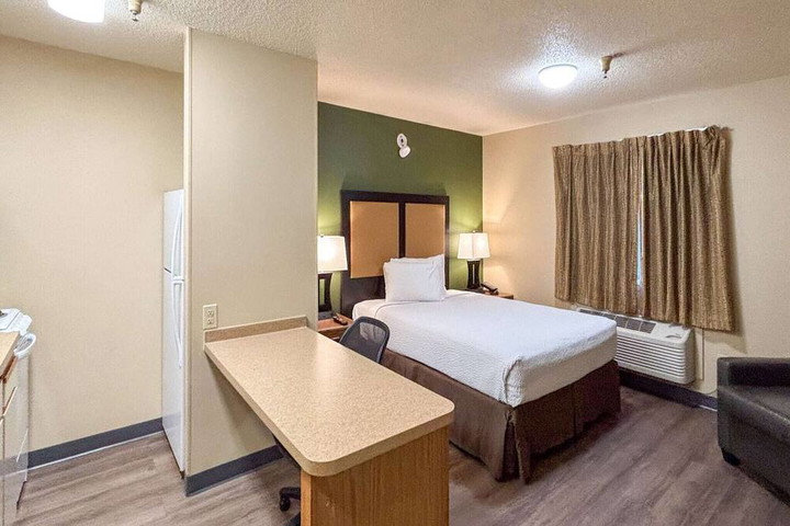 1 Queen Bed | Non-smoking, Micfridge - Piedmont, SC