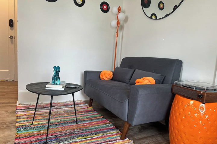 Groovy 1 Bedroom Apartment In Woodstock - Ac & Wifi! - Woodstock, NY