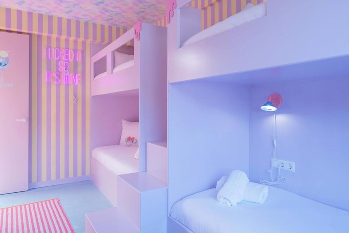 Maison Glamsterdam | Amsterdam's Most Unique Stay - Zaandam