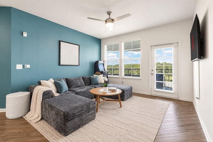 3 Br Family Suite With Games & Pool - Jacksonville, FL