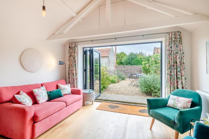 2 Bed In Holt (Oc-2027) - Blakeney