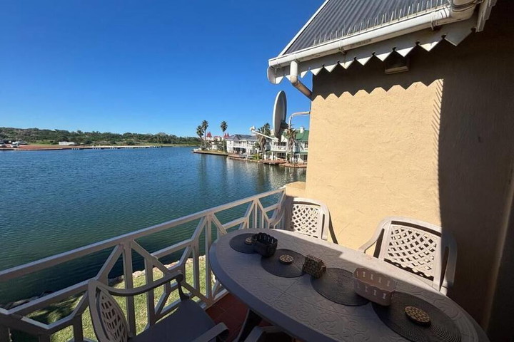Paradise Cove Marina - Jeffreys Bay