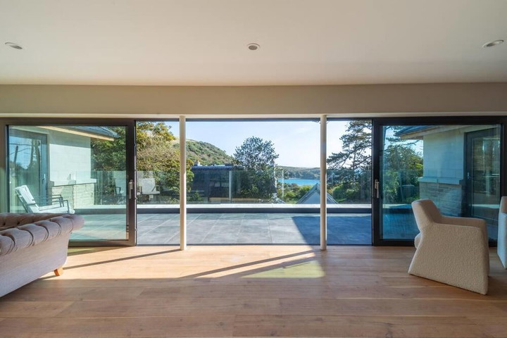 5 Bed In Lulworth Cove (Oc-a34120) - Lulworth Cove