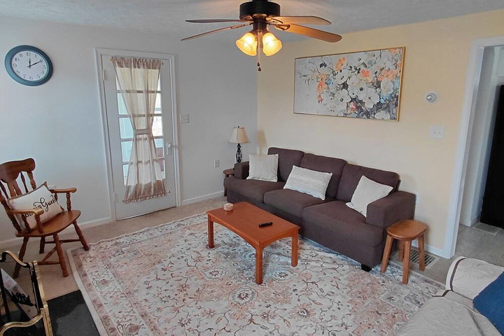 Private 3br - Minutes To Shenandoah National Park & Massanutten! Bring Your Pup! - Shenandoah, VA