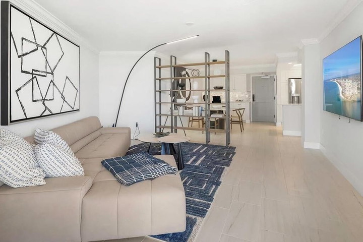 Beachfront 2br/2ba Condo With Heated Pool, Wifi, And Marco Island Views. - Marco Island, FL
