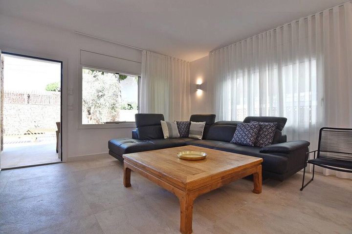 Montgo: Moderna Villa Con Piscina Privada - La Escala