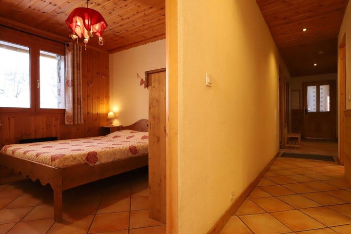 Apartment 'Alpaga 8' With Private Terrace, Shared Garden And Wi-fi - Bessans