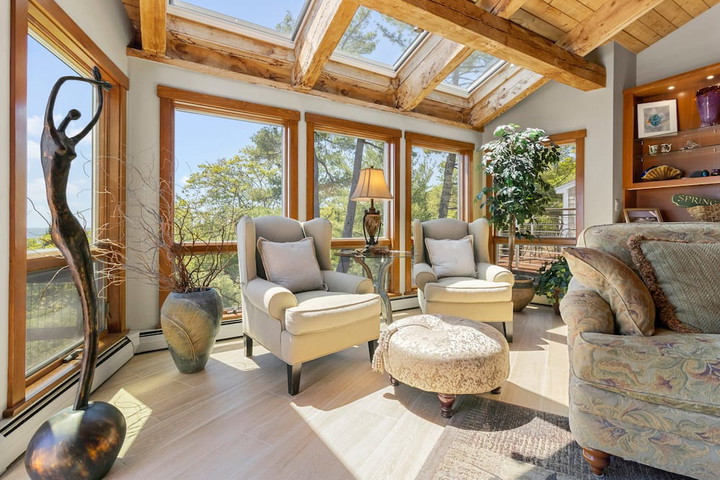 Elegant Ocean View Home With Breathtaking Views, Private Hot Tub & Large Deck - Camden, ME