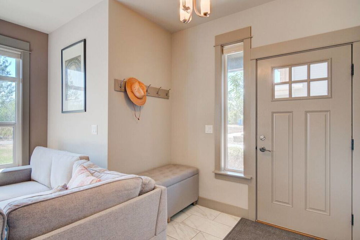Spacious 3bdm Gallatin Green Condo | Trail Access - Bozeman, MT