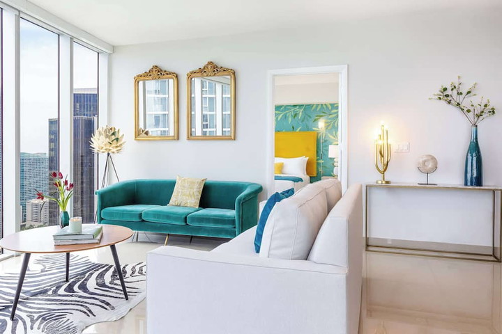 Spacious Group Stay | Modern Brickell Hub - Coral Gables, FL