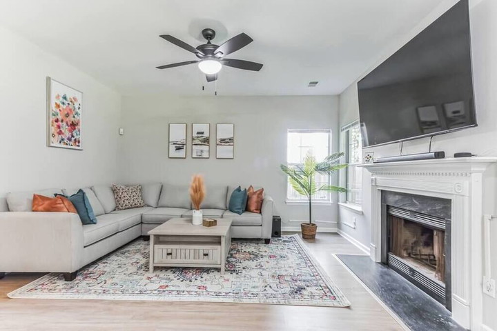 Country Oasis W/ Game Rm, Mins From Dwtn & Airport - Charleston, SC