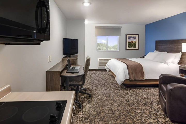 Perfect For Families  Room With Kitchen Near Boise Airport & Ford Idaho Center - Nampa, ID