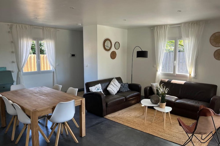 Secluded Villa On The Bassin D'arcachon With Private Heated Pool - Audenge
