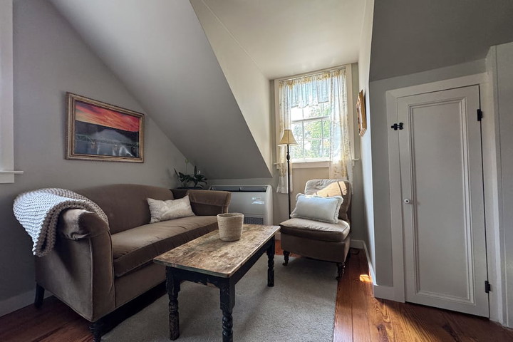 Designer Loft Steps From River, Dining & Brewery In Stockton - Stockton, NJ