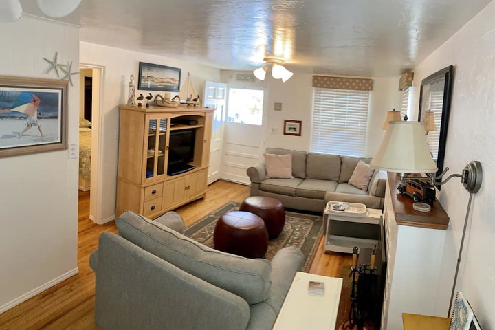 4th House From Twin Lakes Beach And An Easy Walk To The Boardwalk - Santa Cruz, CA