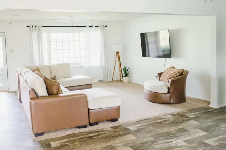 Scenic Farmview House W/ Hot Tub And Rec Room - Lititz, PA