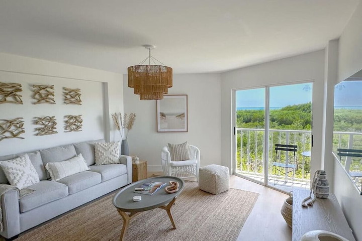 Serene Oceanfront Keys Condo - Key Largo, FL