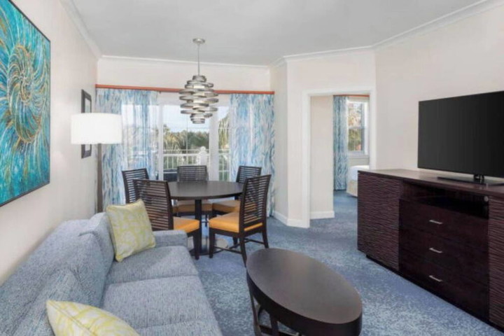 Harborside Resort - 3 Bedroom - Full Resort Access - Nassau