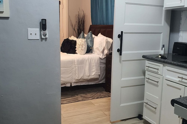 Charming 1-bedroom Apartment In Beautiful Nassau With Wifi, Ac - Nassau