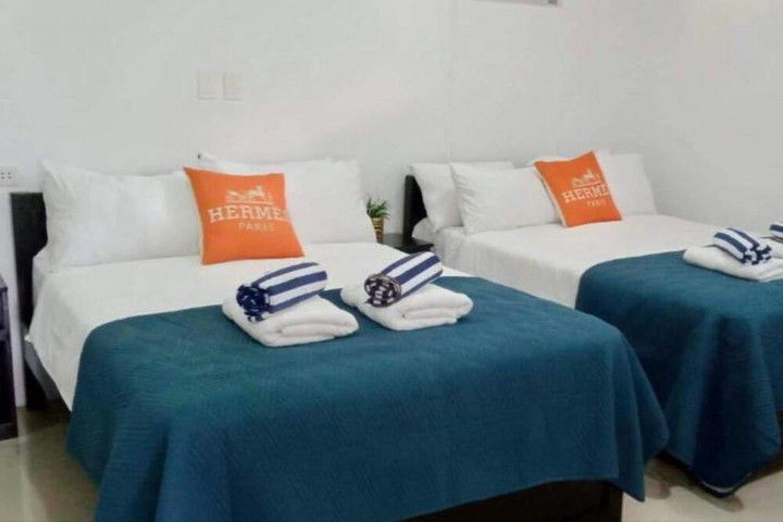 Beachfront Premier Suite In Lopez Beach Resort - Sipalay City