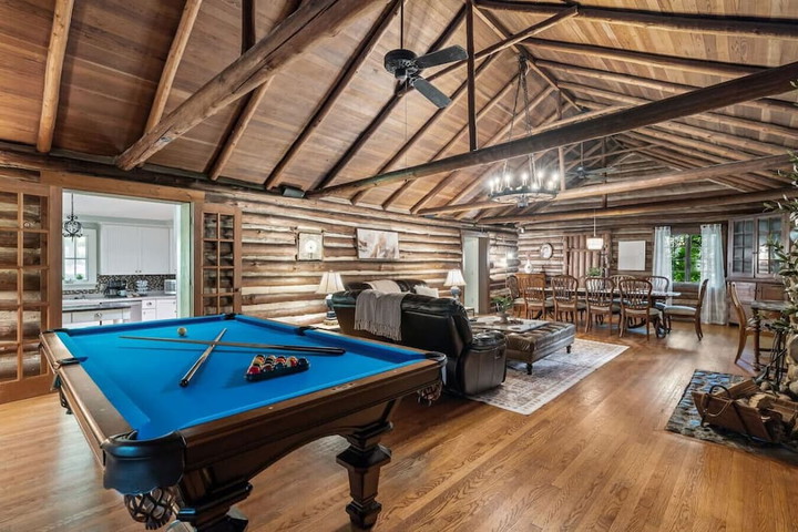The Cabin - Fire Pit, Pool Table, Spacious - Lake Higgins