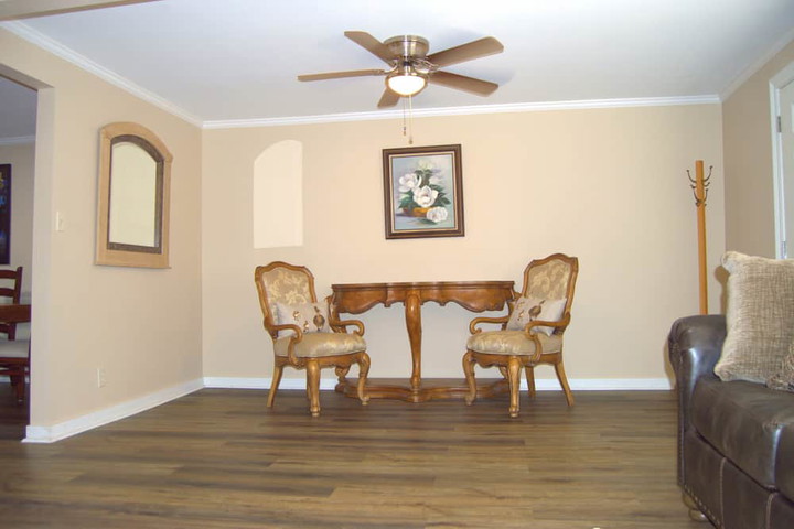 Cozy, Centrally Located, 1-bedroom House In Houma! On The Bayouside - Houma, LA