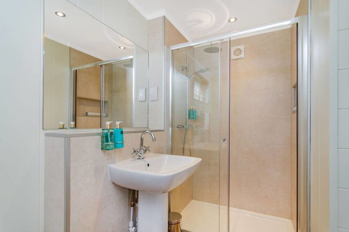 The Apethorpe (Pet), Wansford - Rutland