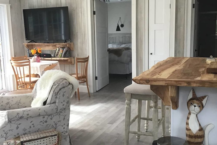 Veronicas Place - Brand New, Roomy Cottage On The Bras D'or Lakes - Cape Breton Island