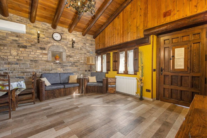 Apartamento 'Cabaña Vegara' Con Vistas A La Montaña, Terraza Privada Y Wi-fi - Fiscal
