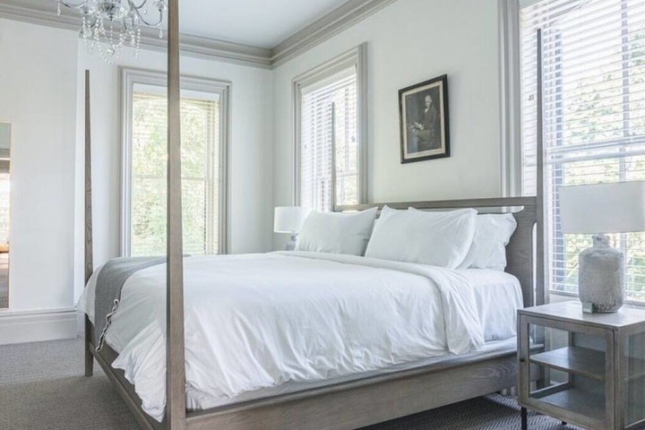 A Place You'll Surely Enjoy! Near Ulster Performing Arts Center, Free Parking - Rhinebeck, NY