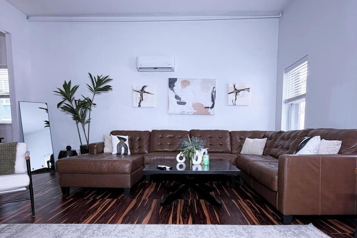 City Luxury @ Smart Pricing + Parking + Family-friendly - Cincinnati, OH