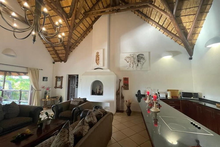 Master Bedroom - Hoedspruit